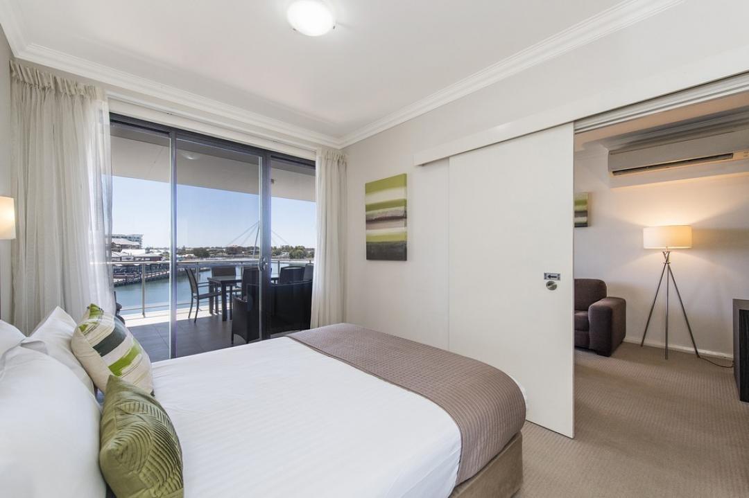 Dolphin Quay Apartments Official Site - 2 Bedroom Marina View Apartment